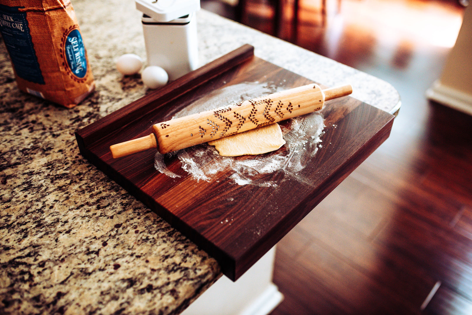 Maple Pastry Board, Bread Dough Board with Double Countertop Notch ...